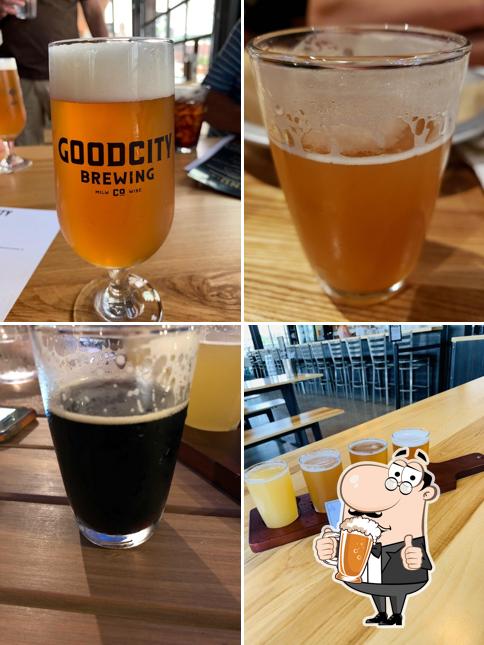 Good City Brewing Downtown in Milwaukee - Restaurant menu and reviews
