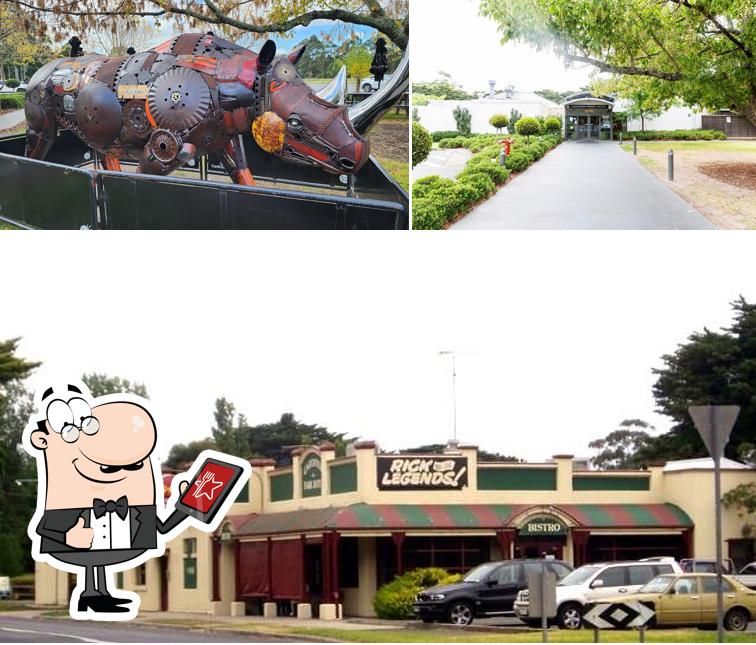 Cardinia Park Hotel in Beaconsfield - Australian restaurant menu and ...