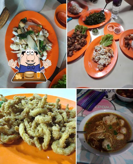 Kedai Kopi ABC restaurant, Batam, 42FX+M4G - Restaurant reviews