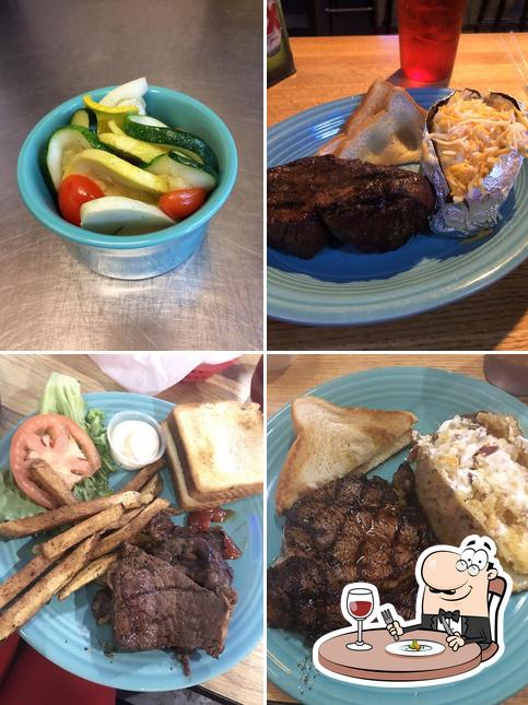 Rusty Spur Saloon & Steakhouse in Seymour - Restaurant menu and reviews