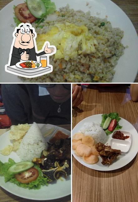 Star Kitchen cafe, Bandung, Jl. Taman Kopo Indah II 1A / 5 - Restaurant ...
