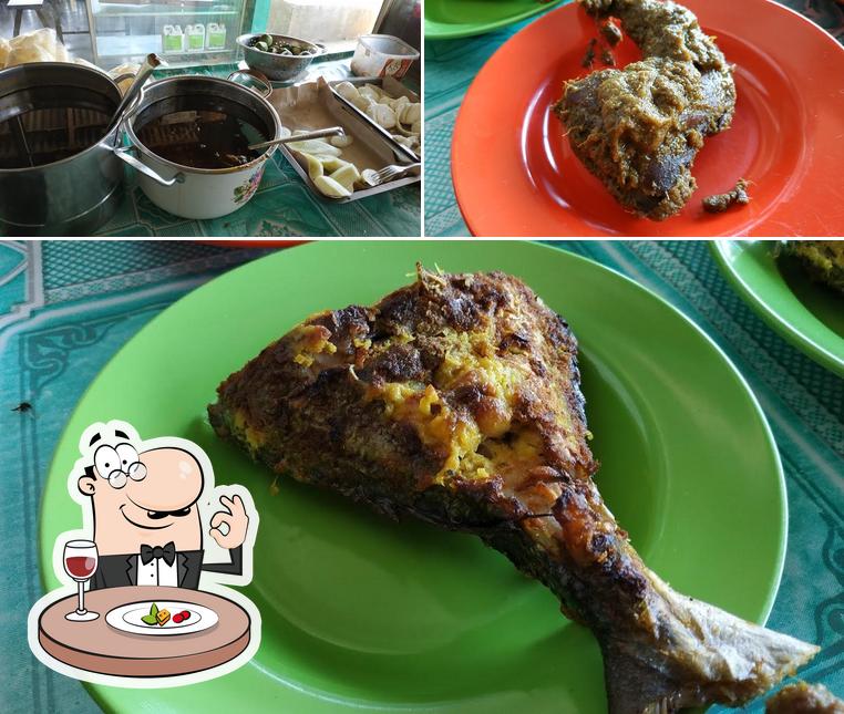 RM. Simpang Raya cafe, Bengkunat - Restaurant reviews