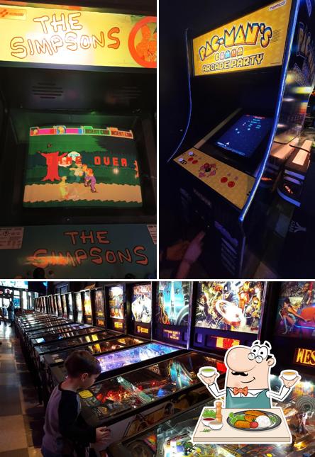 Level Up Arcade, Eugene - Restaurant menu, prices and reviews