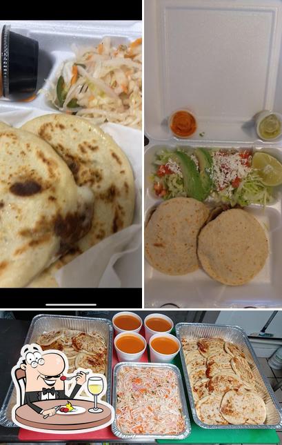 Mama Vicky's Pupusas y Mas in Plano - Restaurant menu and reviews