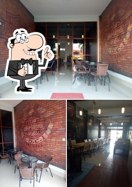 9-Haan Cafe & Resto, Pontianak - Restaurant reviews