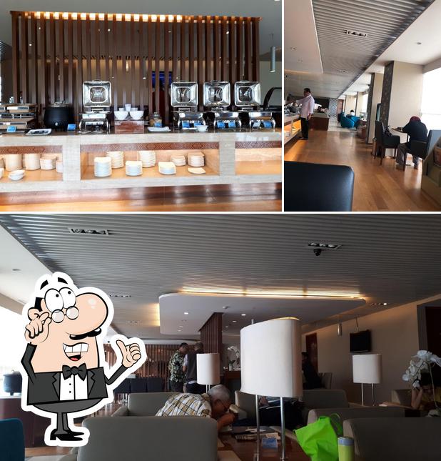 Garuda Lounge, Beringin - Restaurant menu, prices and reviews