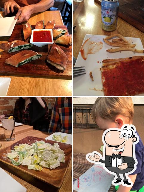 Santucci's Original Square Pizza, 901 S 10th St in Philadelphia ...