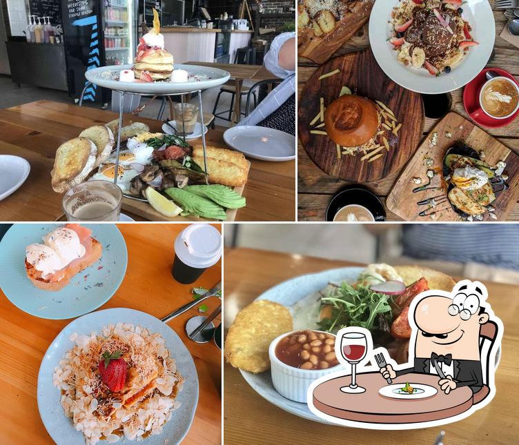 Treetop Cafe, 58 O'Dea Ave in Zetland - Restaurant menu and reviews