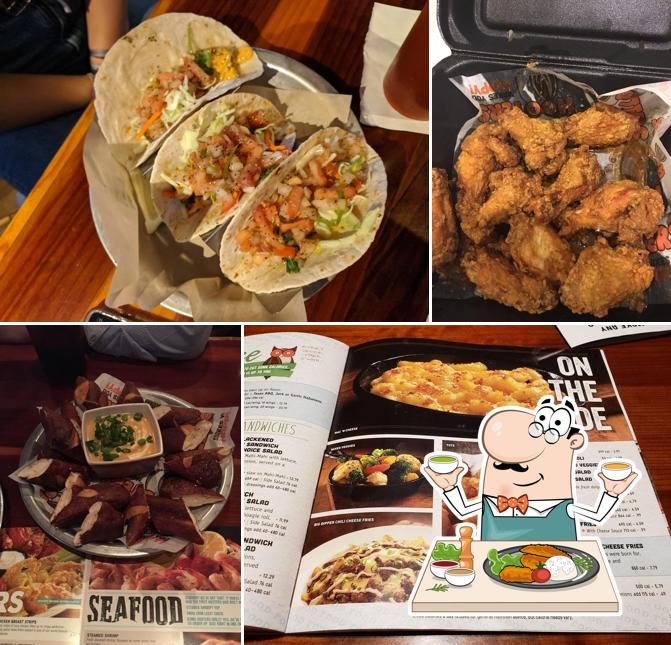 Hooters, 8510 Palm Pkwy in Orlando - Restaurant menu and reviews
