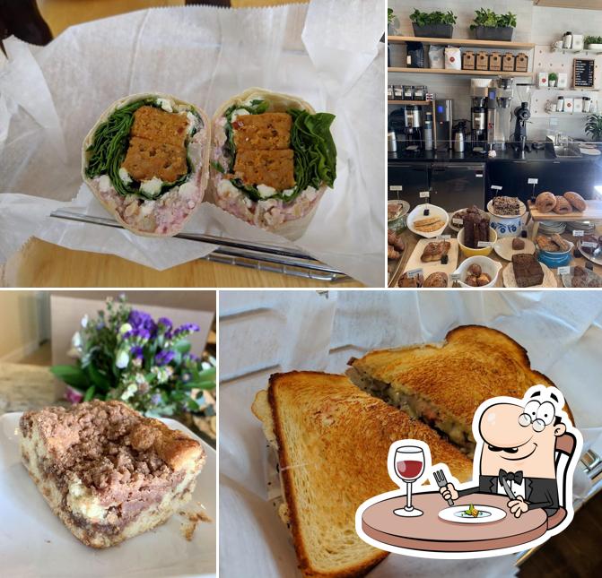 Revival Cafe+Kitchen in Somerville - Restaurant menu and reviews