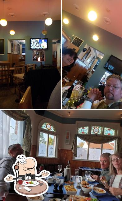 The Ship in Lowestoft - Restaurant reviews