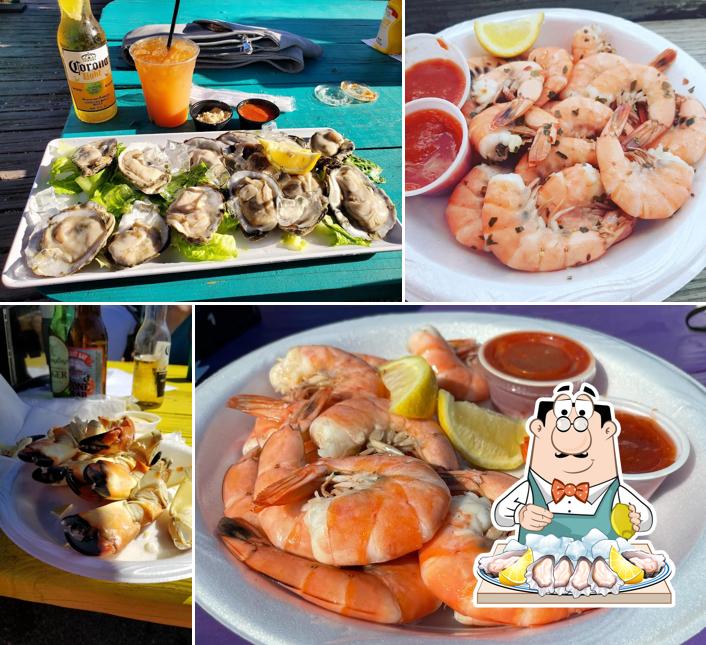 Top 3 restaurants with melt sandwich in Goodland, Florida, october 2025 ...