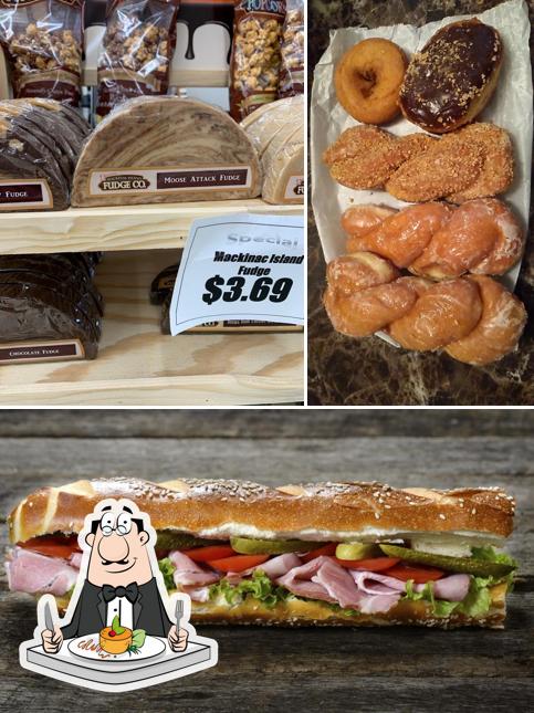 Farm Fresh Foods, 703 W 3rd St in Jamestown - Restaurant menu and reviews
