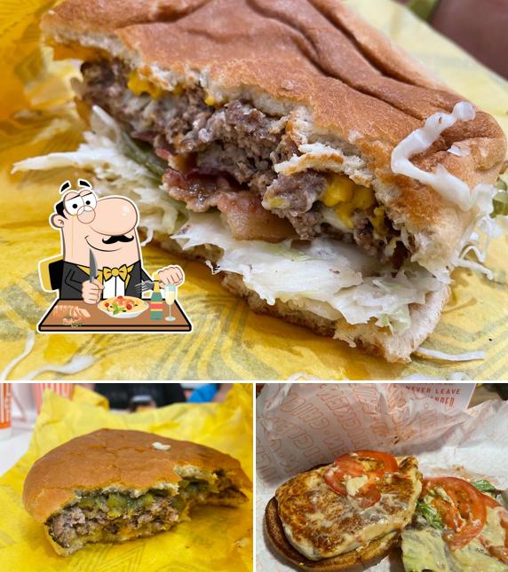 Whataburger, 5775 W Baseline Rd in Phoenix - Restaurant menu and reviews