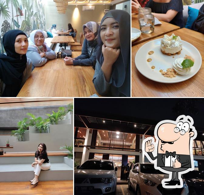 SAMIYA Cafe, Bandung - Restaurant reviews