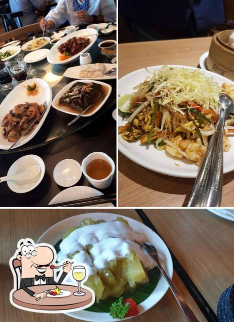 The Duck King restaurant, Jakarta, Jl. Raya Casablanca No.88 ...