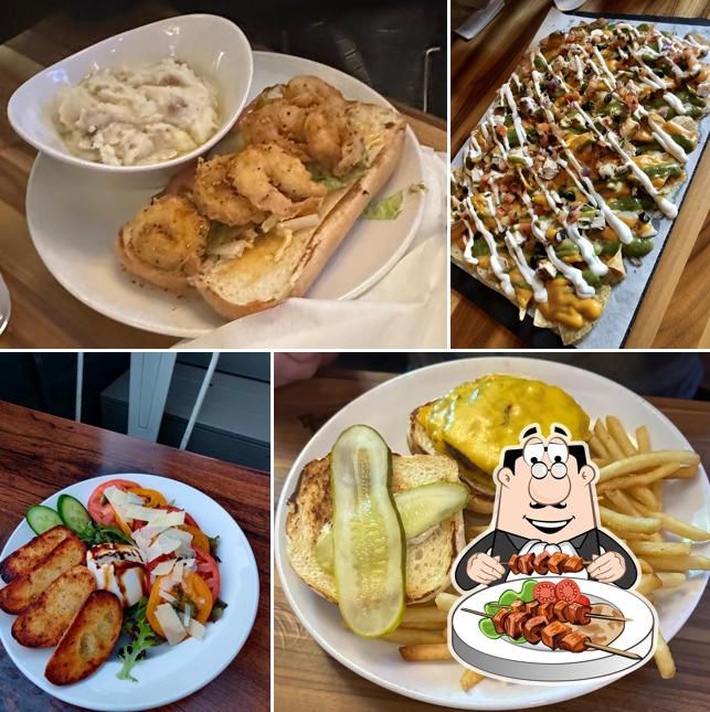 The Reveler, Chicago, Addison - Restaurant menu, prices and reviews