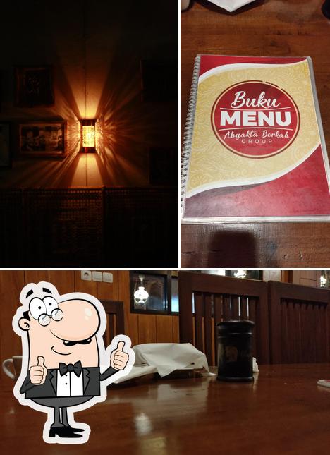 Cafe Tuman, Bojonegoro - Restaurant reviews