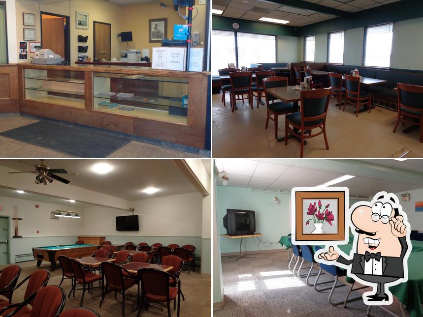 Top 2 restaurants with chicken in Fort Simpson, january 2026 ...