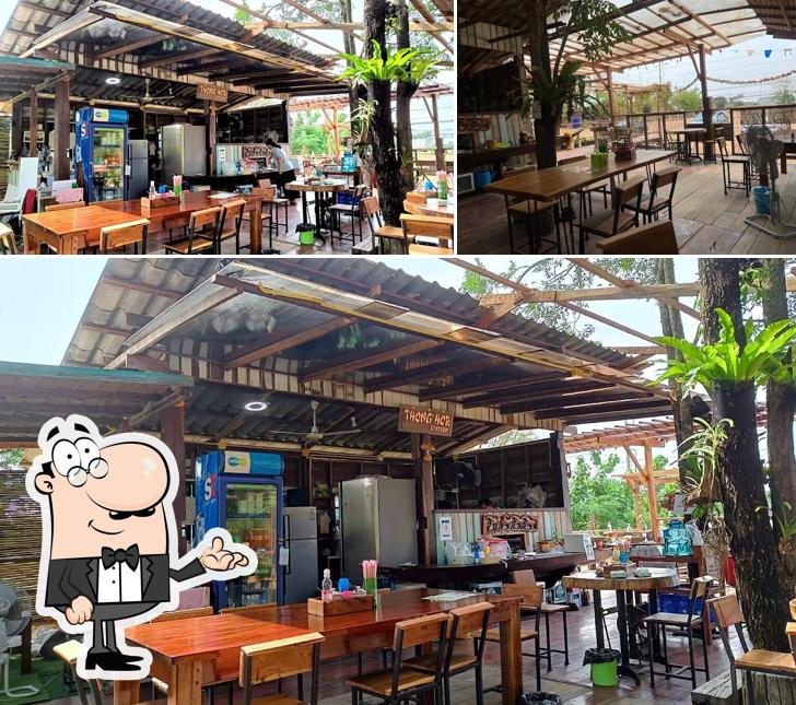 ทองห่อ สเตชั่น @ 304 restaurant, Kabin - Restaurant reviews