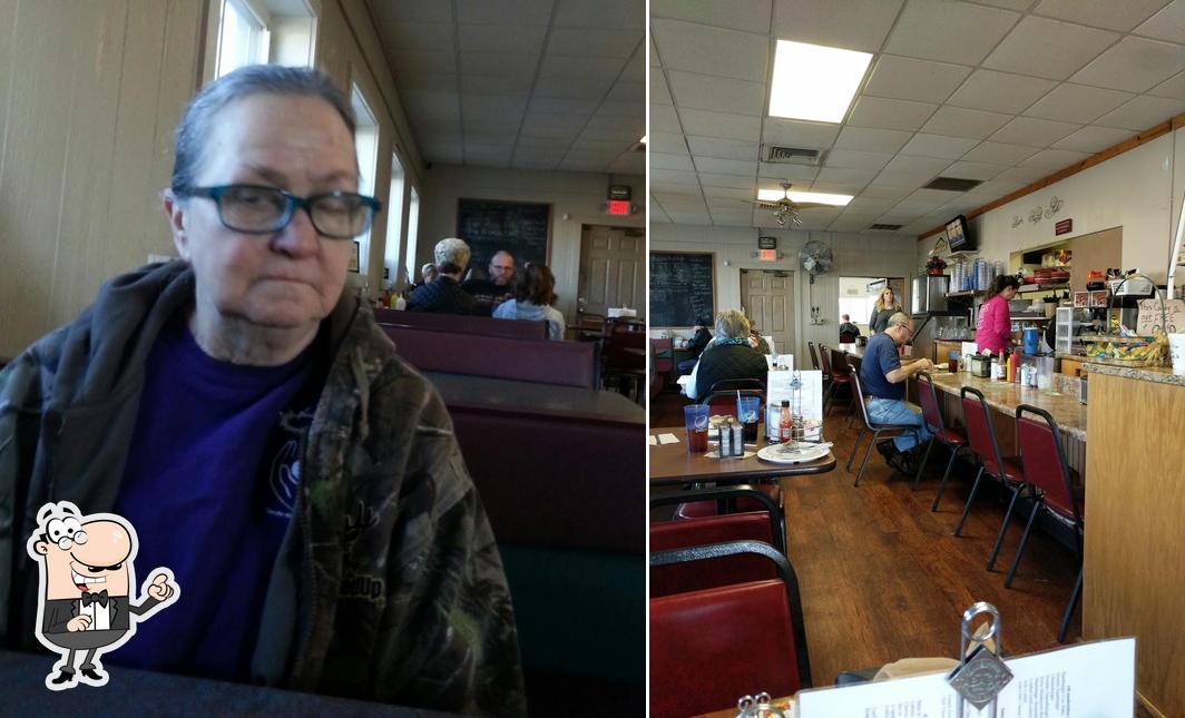 Debbie's Diner, Decatur - Restaurant menu, prices and reviews