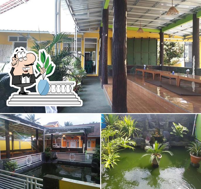 RM.Khas Sunda SINAR restaurant, Karanganyar - Restaurant reviews