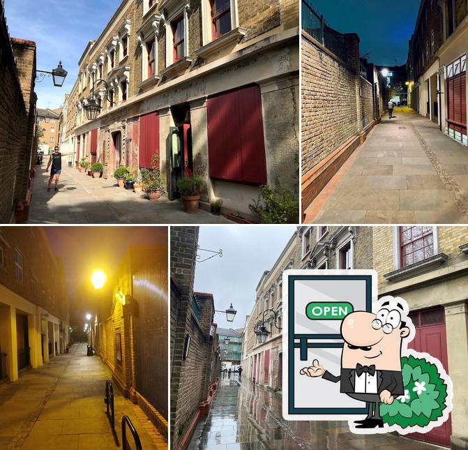 Wilton's Music Hall, London - Restaurant menu, prices and reviews