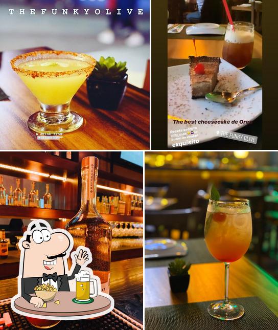 The Funky Olive restaurant, bar, pizza & sushi, Cabo San Lucas ...
