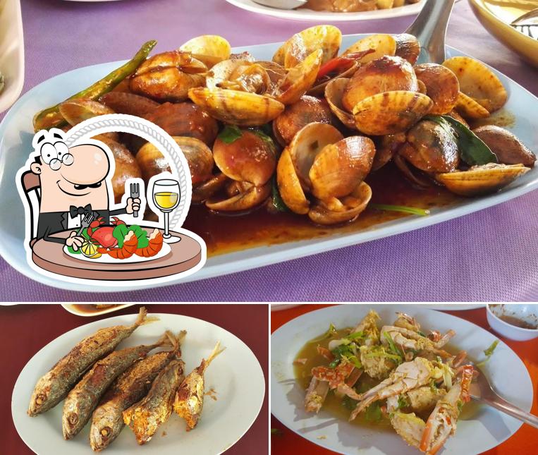 Mor Mu Dong Restaurant, Чалонг - Меню, цены и отзывы о ресторане
