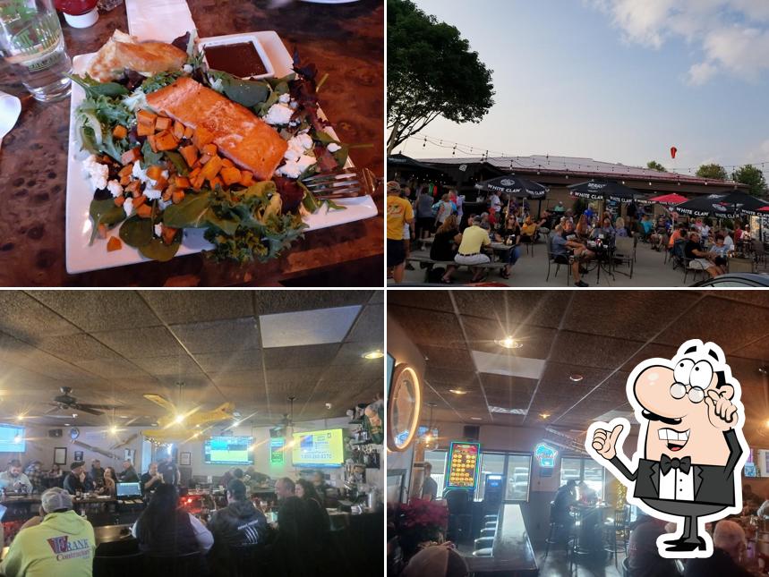 The Hangar Bar and Grill, Oshkosh - Restaurant menu, prices and reviews