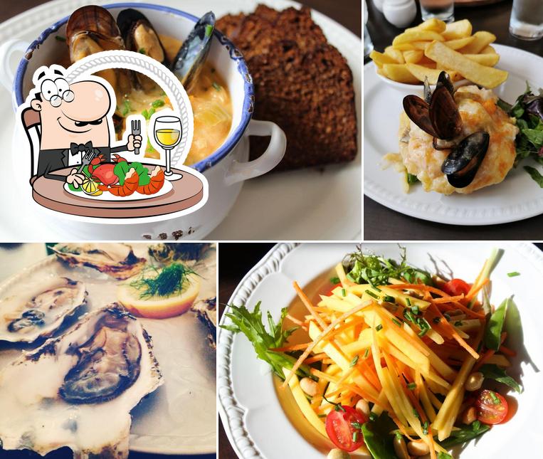 Best pubs & bars in Kenmare, County Kerry, winter 2023 - Restaurant Guru
