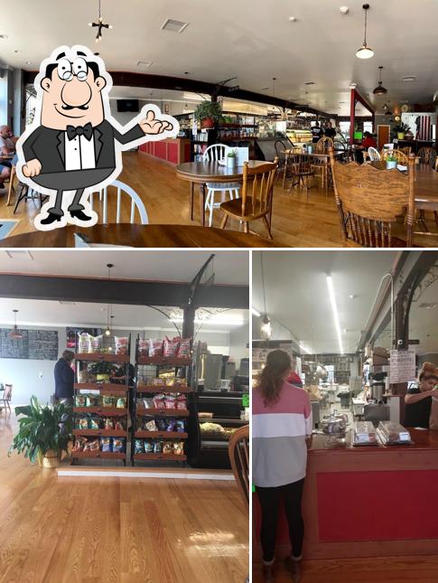 Crown Cafe, Bridgeport - Carta del restaurante y opiniones