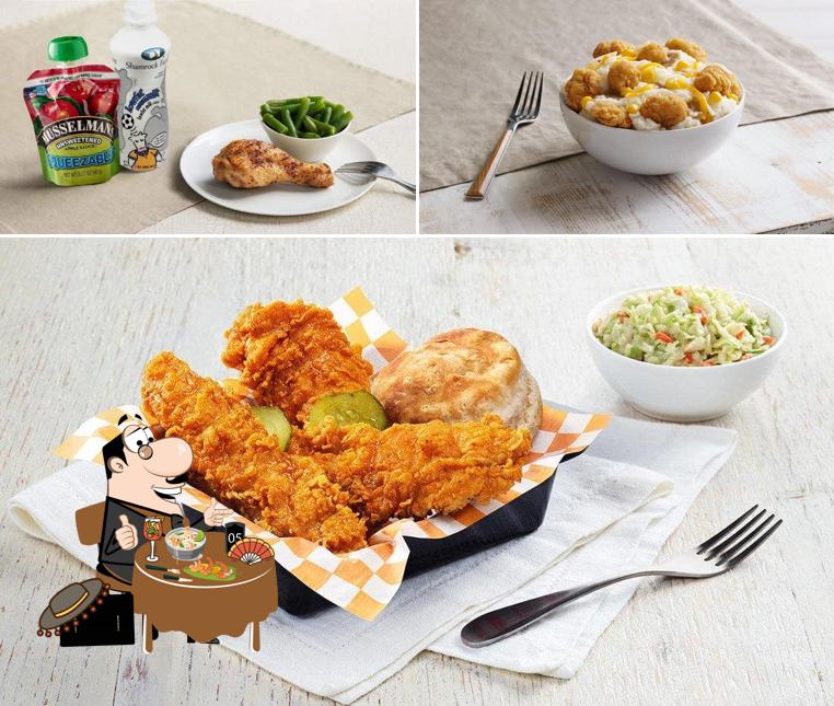 KFC, 320 S 7th St in Indiana - Restaurant menu and reviews
