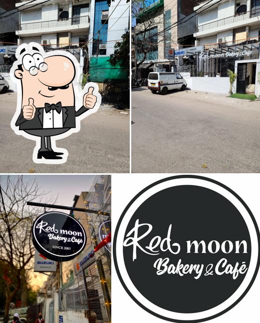Red Moon Bakery, New Delhi, W-41 - Restaurant menu and reviews