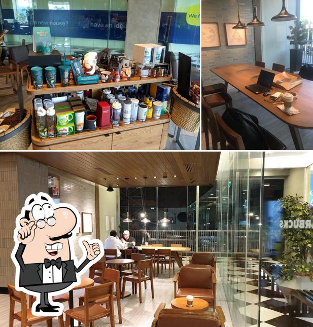Starbucks Madison Galleries, Muntinlupa - Restaurant reviews