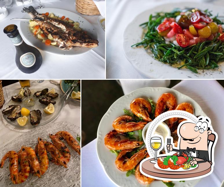 Top 4 restaurants with greek salad in Elia Nikitis, december 2025 ...