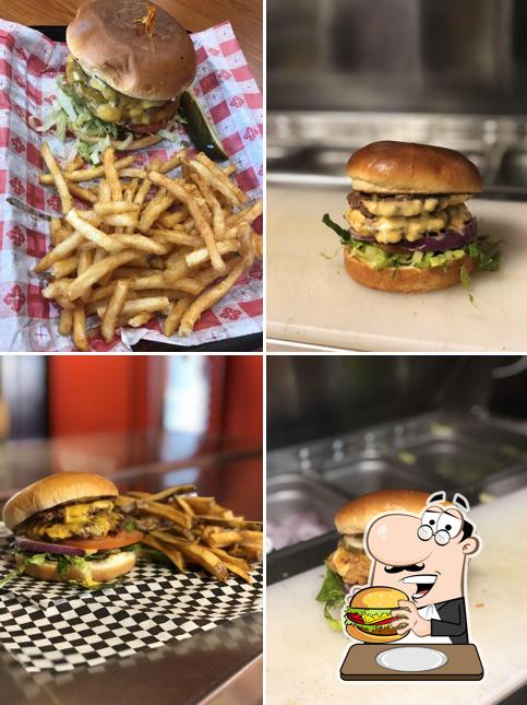 Manny's Burger, New River - Restaurant menu, prices and reviews