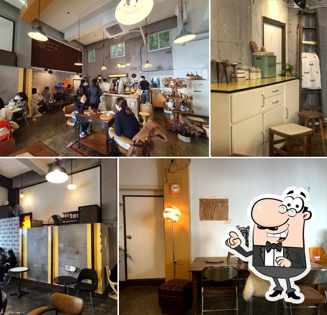 Camel Coffee Dosan cafe, Seoul, 16-8 Dosan-daero 45-gil - Restaurant ...