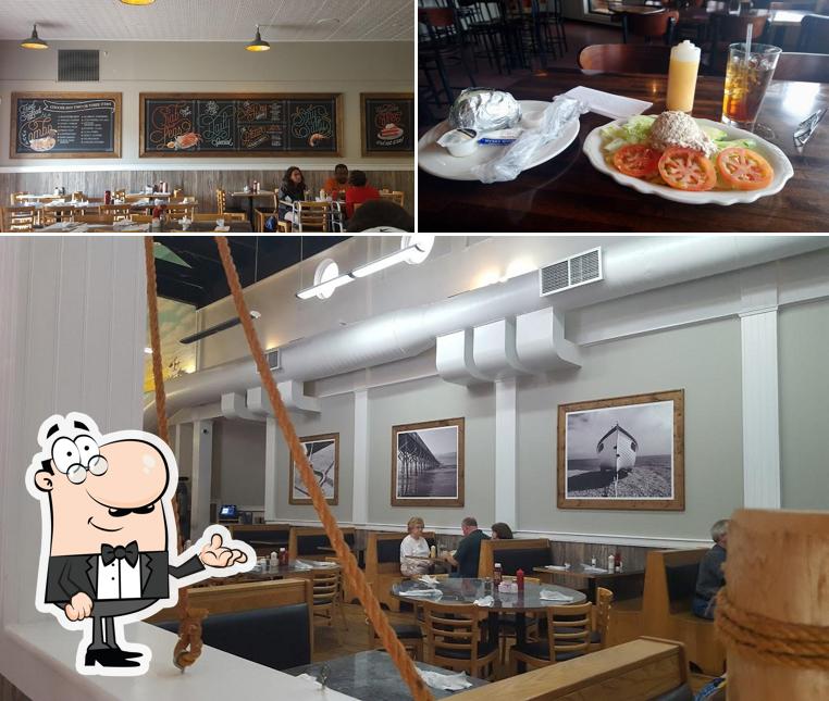 Harbor Inn Cajun Seafood in Greenville - Restaurant menu and reviews