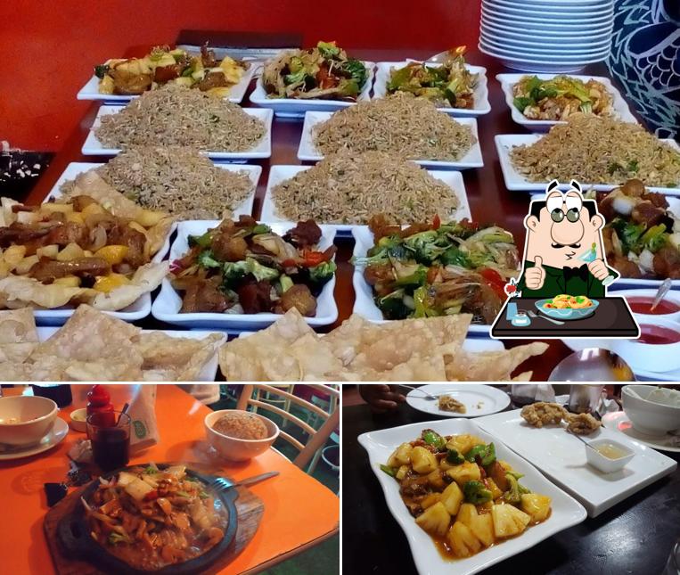 Polleria Ben 10 restaurant, Juanjuí - Restaurant reviews