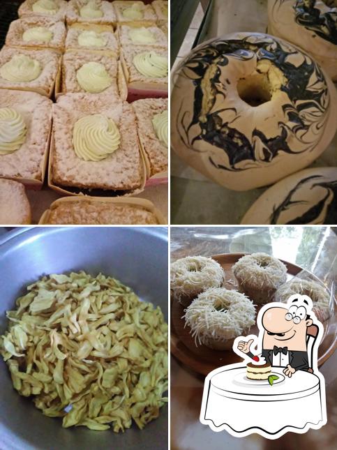 Merah Delima bakery Pusat, Kediri - Restaurant reviews