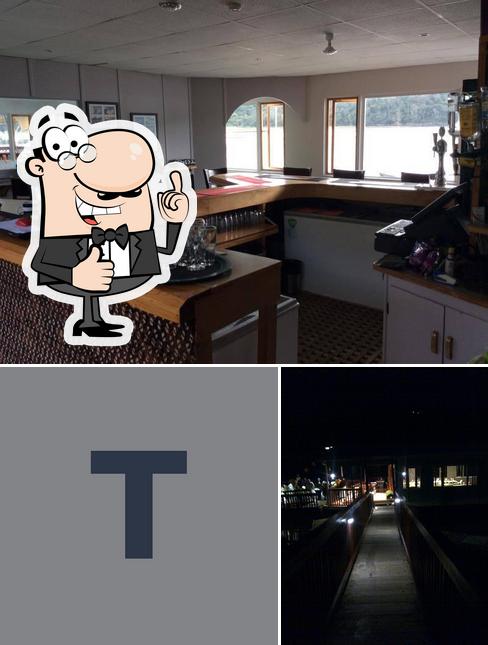 The Sandbar Floating Restaurant, Kenton-on-Sea, River Bend - Restaurant ...