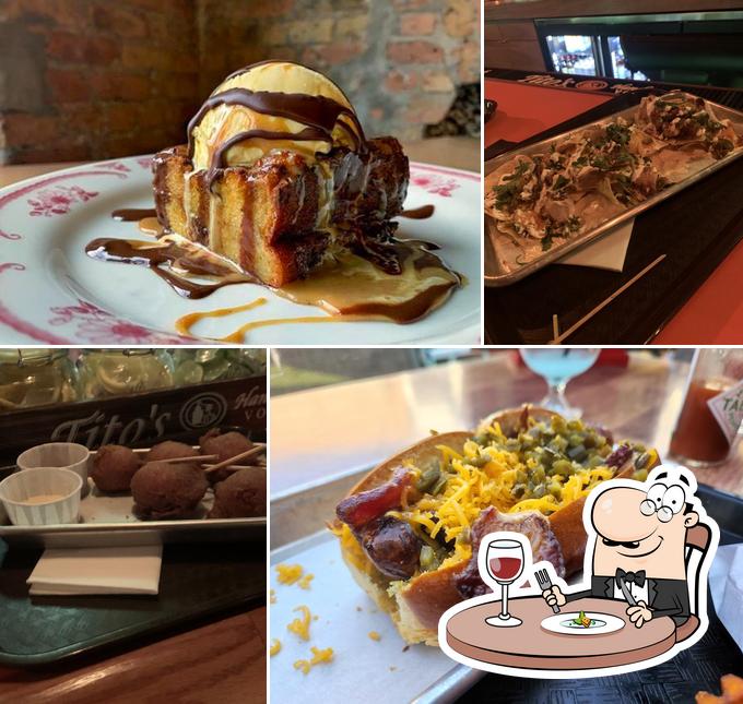 The Welcome Back Lounge, Chicago - Restaurant menu, prices and reviews