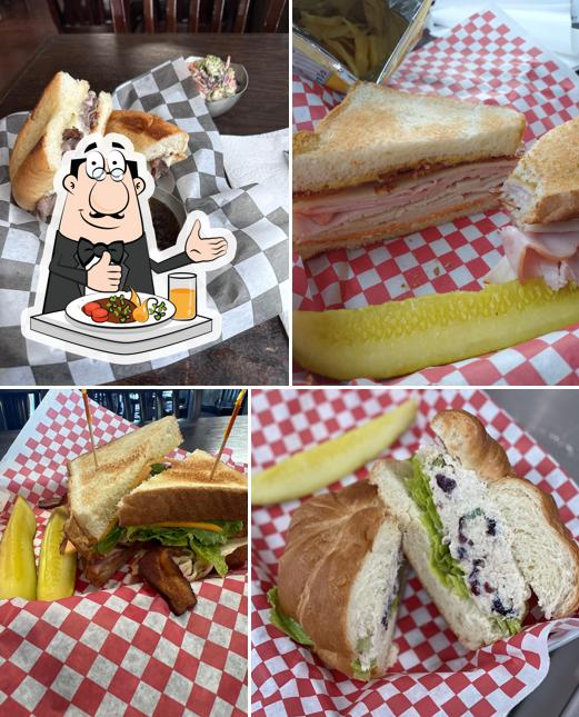 Red Bird's Deli, Birmingham - Restaurant menu, prices and reviews