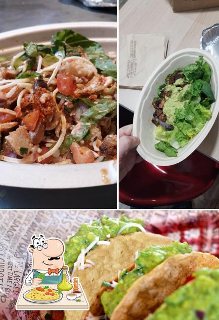 Chipotle Mexican Grill, Cincinnati - Restaurant menu, prices and reviews