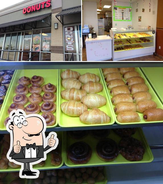 Star Donuts, 8021 Matlock Rd # 109 in Arlington - Restaurant menu and ...