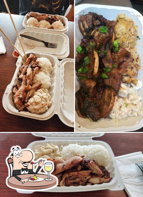 Roxy's Island Grill, 17185 Southeast McLoughlin Boulevard St. H in ...