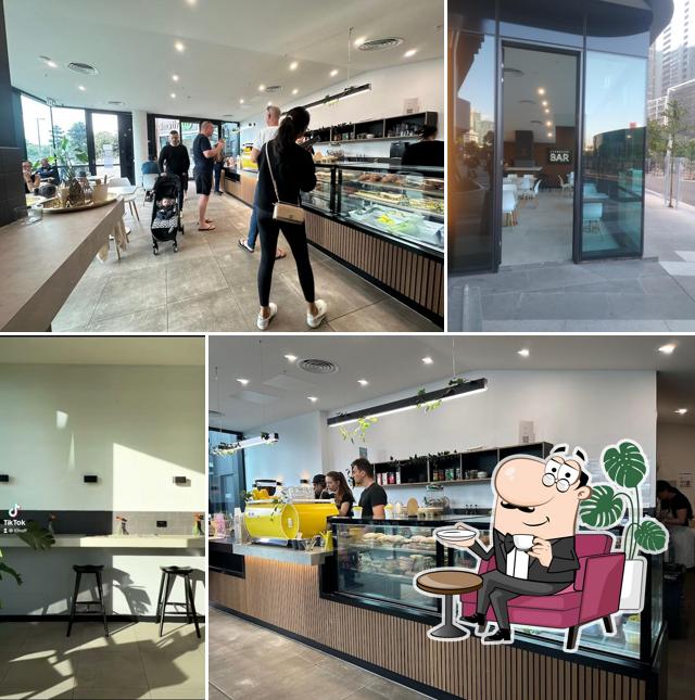 10 Hoff Cafe, Southbank - Restaurant menu, prices and reviews