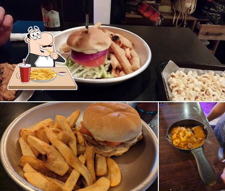 Cast Iron Bar & Grille, Canal Fulton - Restaurant menu, prices and reviews
