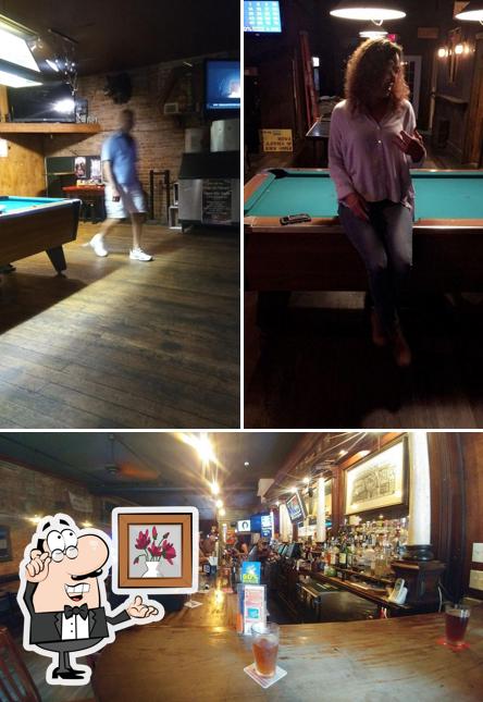 The White House Bar, Fishkill - Restaurant menu, prices and reviews